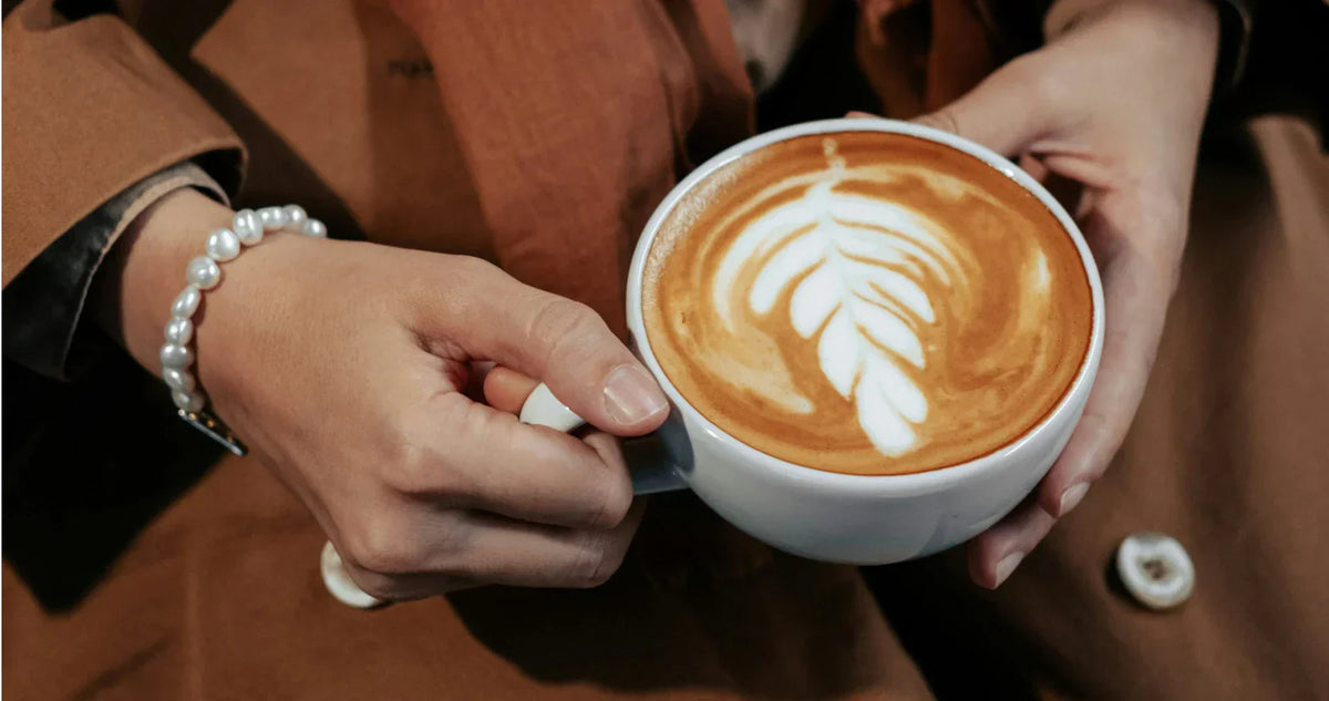 What is a flat white? How it differs from a latte and cappuccino ...